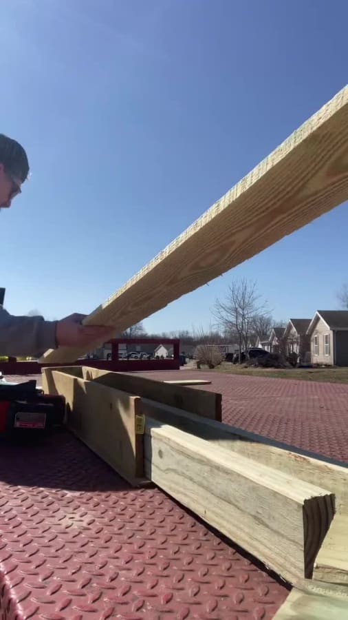 Redneck king plus boxes. | FenceSocial